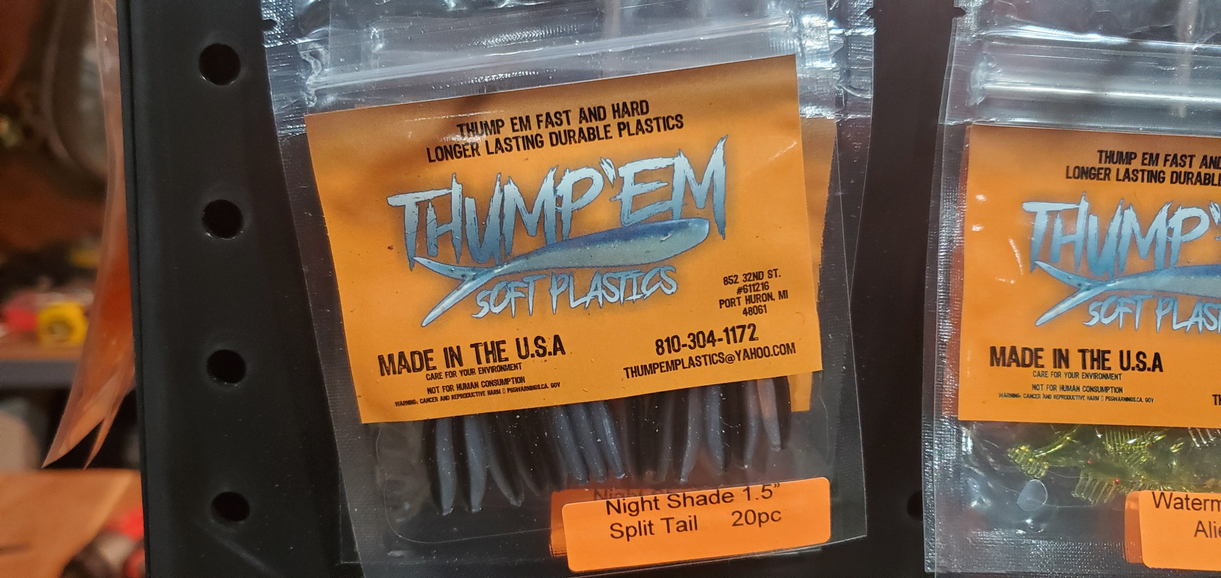 Thump'Em Split Tail 1.5" – Nightskygearoptics